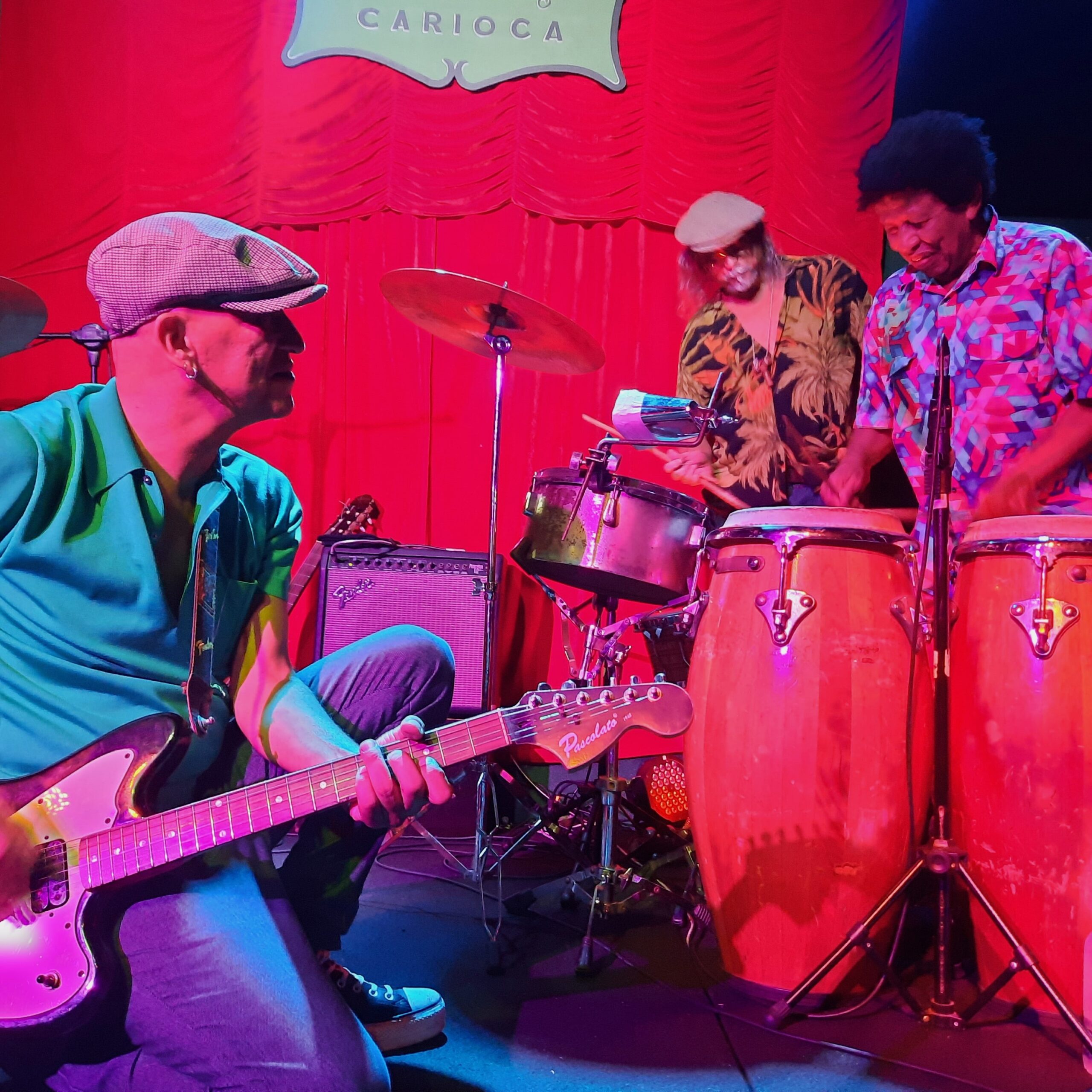COMANCHES: Em noite de Som, Samba e Balanço no Cortiço Carioca! - Rock ...